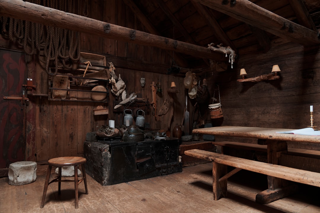 Skansen w Chochołowie – tradycyjna zabudowa i historia - Kościelisko ...